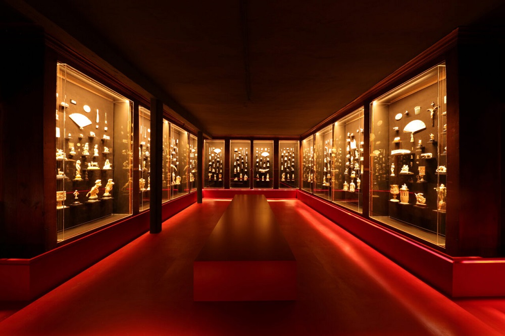 Showcase Your Valuables In Style With Custom Display Cases