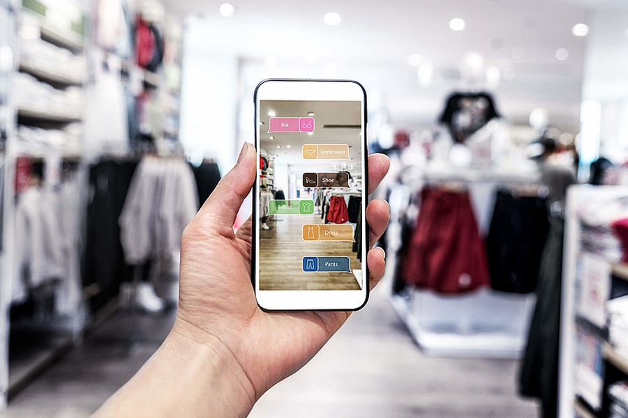 Future Shopping: Role of Smart Retail in Transforming Consumer Experience